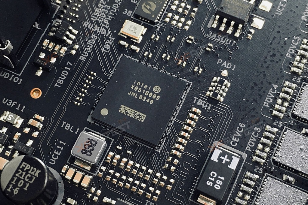 [XF 開箱] 親民旗艦板 高級用料‧24 相供電‧USB 4 ASRock B650E Taichi - XFastest Hong Kong